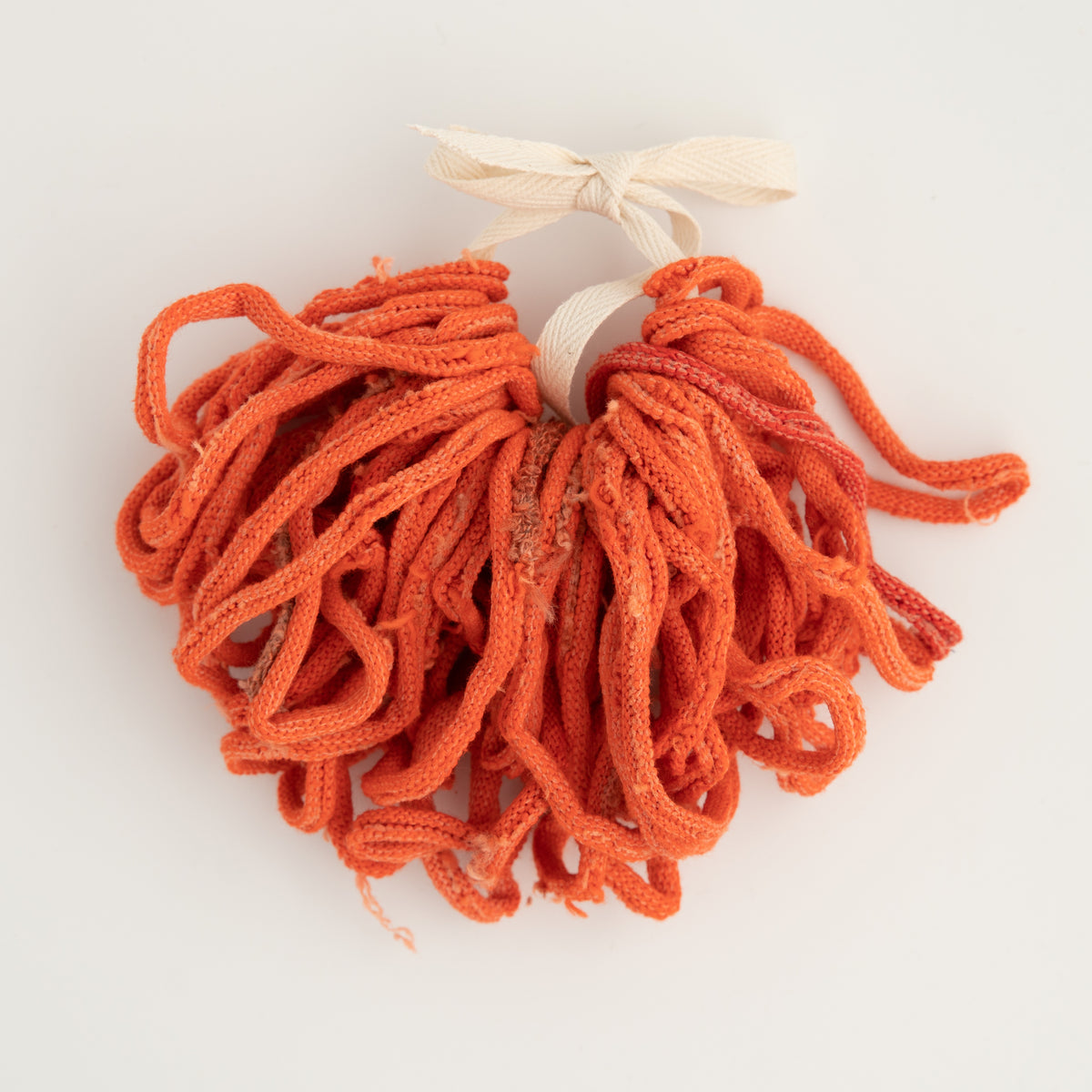 Textured Cotton Loops & Spring Bundles & Balls of Yarn – Kate Kilmurray